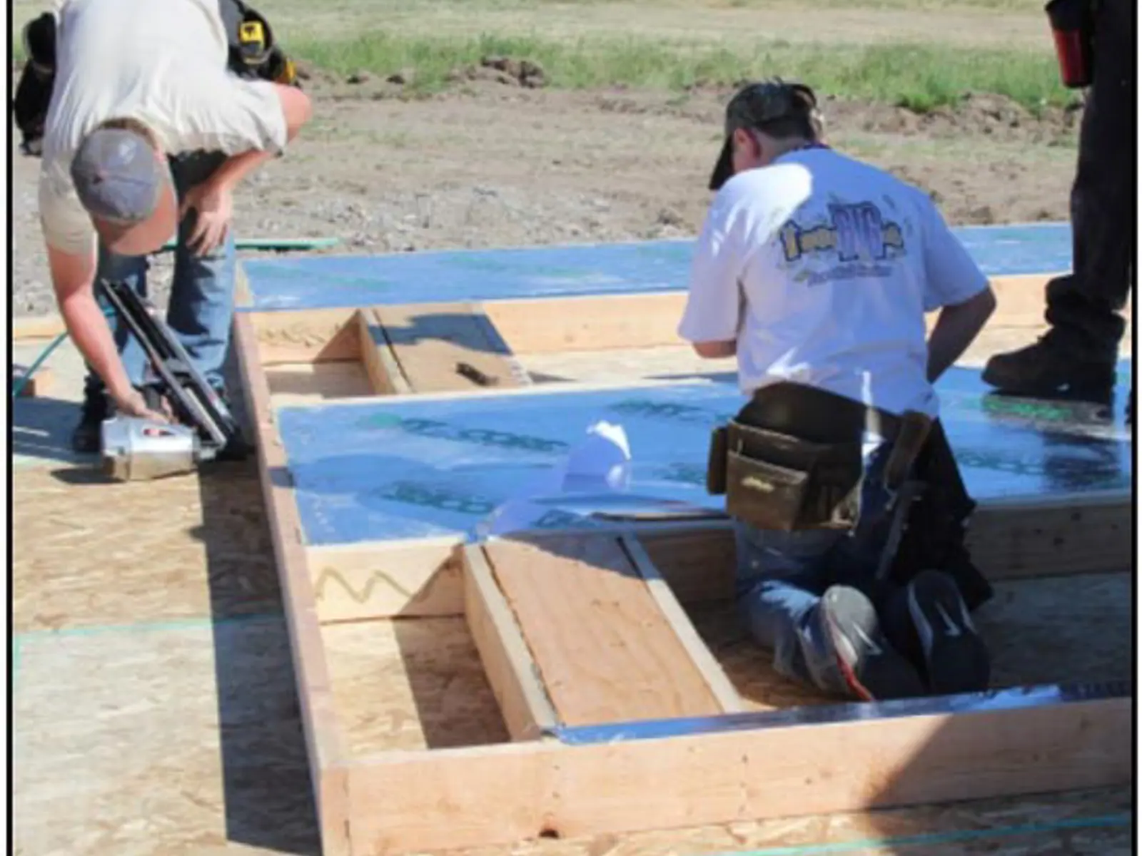 RAYCORE Structural Insulated Wall Panel Installation Page 2 ...